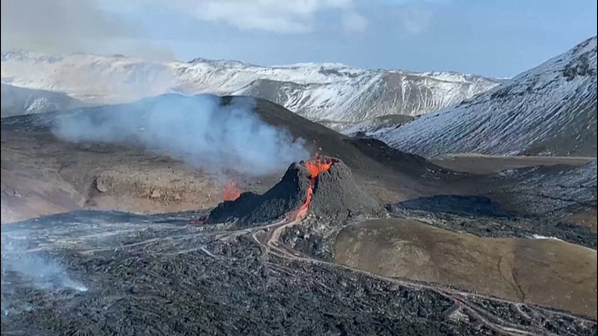 Lava continues spewing from Icelandic volcano after first eruption in ...