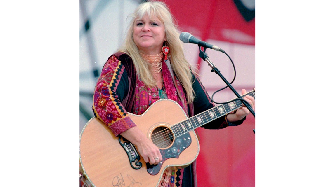 Melanie, singer-songwriter behind 'Brand New Key' dies at 76 | wcnc.com