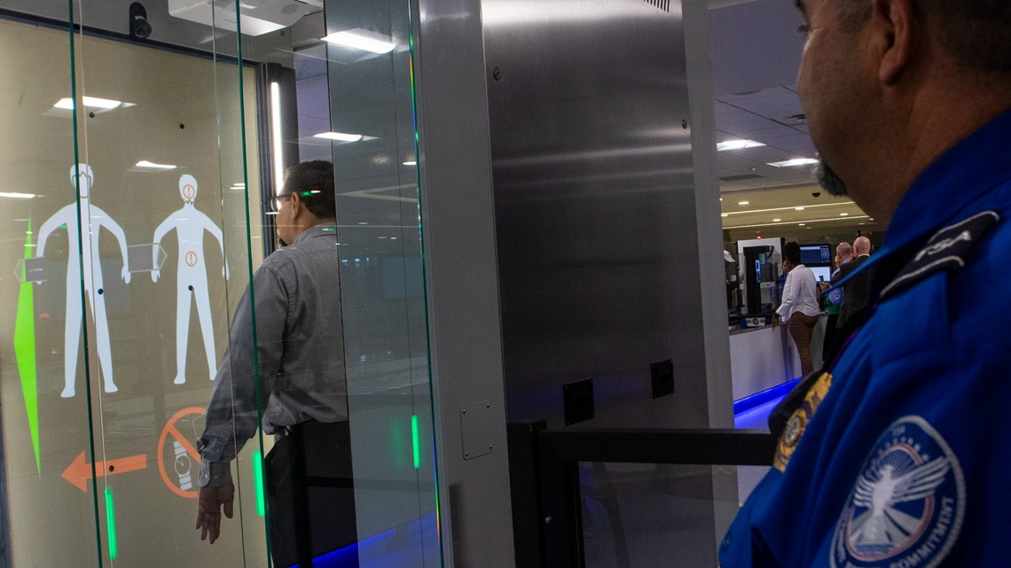 TSA unveils passenger self-screening lanes at Vegas airport | wcnc.com