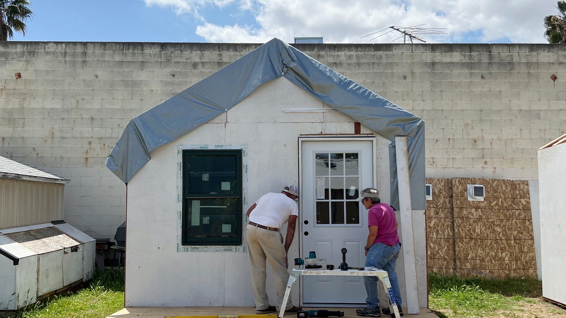 Churches use tiny homes for homeless | wcnc.com