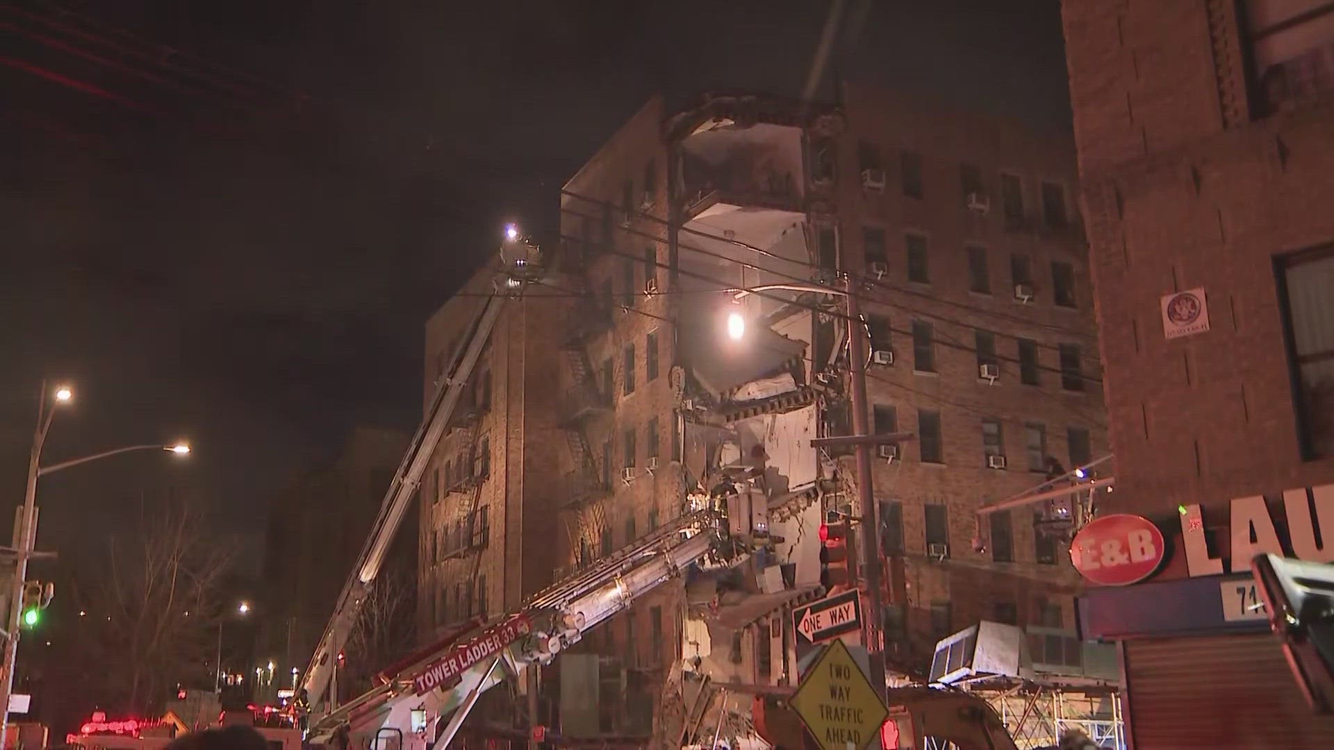 Corner of Bronx building collapses, leaves apartments exposed | wcnc.com