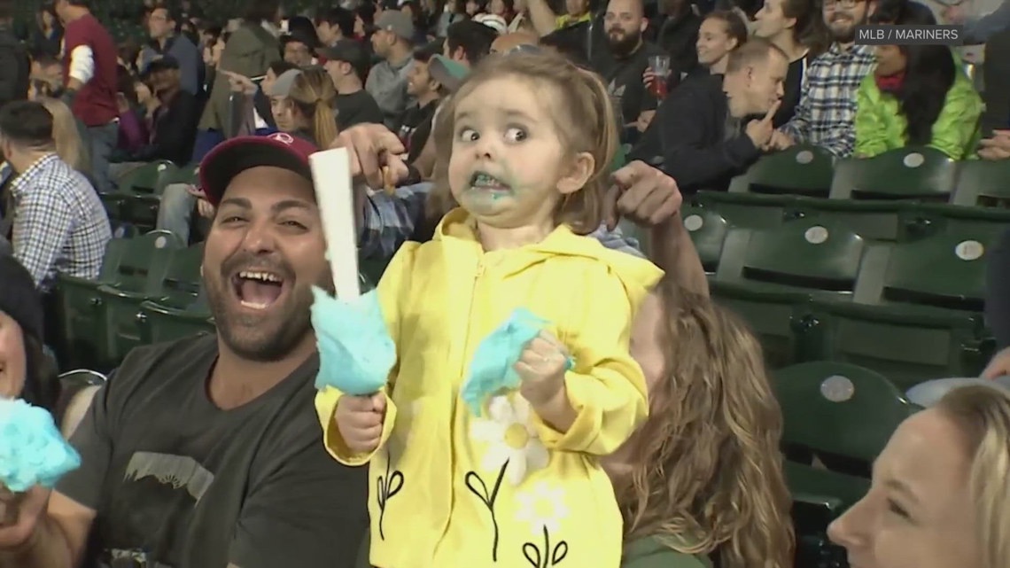 Viral 'cotton candy girl' still cheering on Mariners nearly 10 years ...