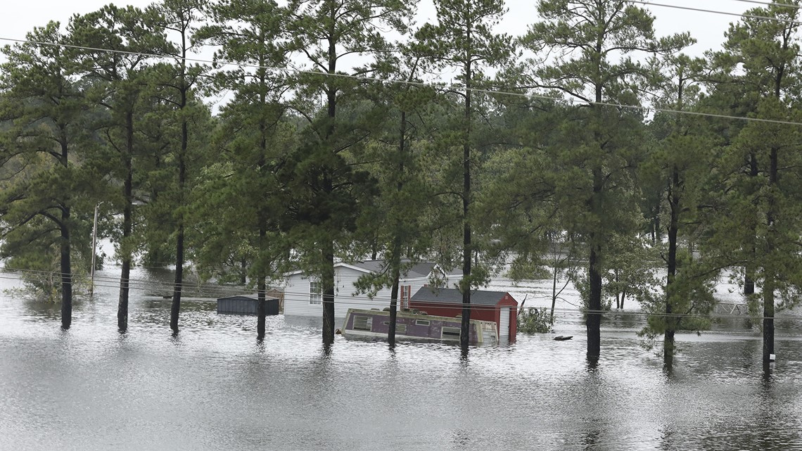 President Trump approves federal funding for Hurricane Florence relief ...