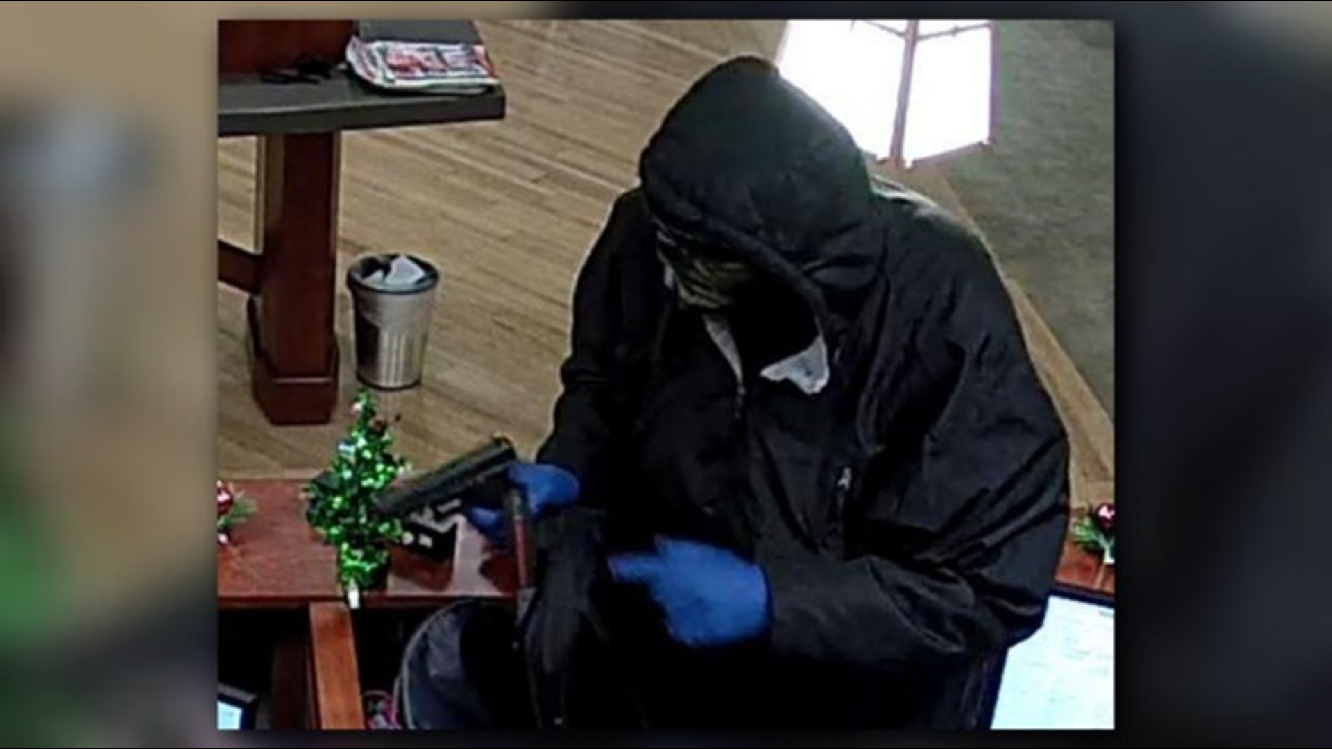 Hunt for a robber: FBI ups reward to catch 'Too Tall Bandit' | wcnc.com