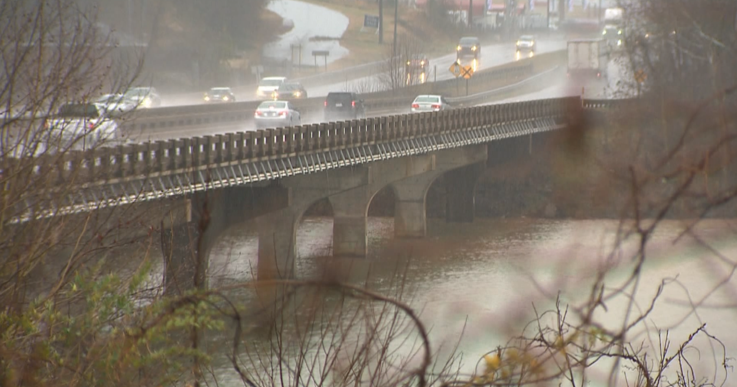 Heavy rains cause river and street flooding in mountains and foothills ...