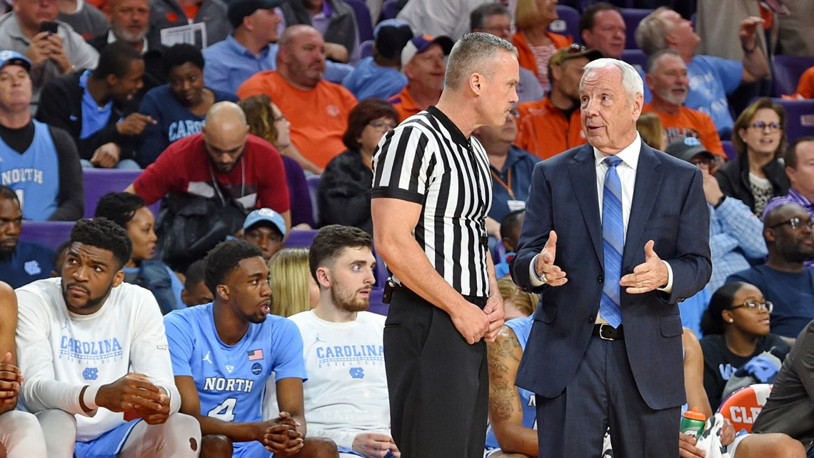 UNC basketball coach Roy Williams announces retirement | wcnc.com