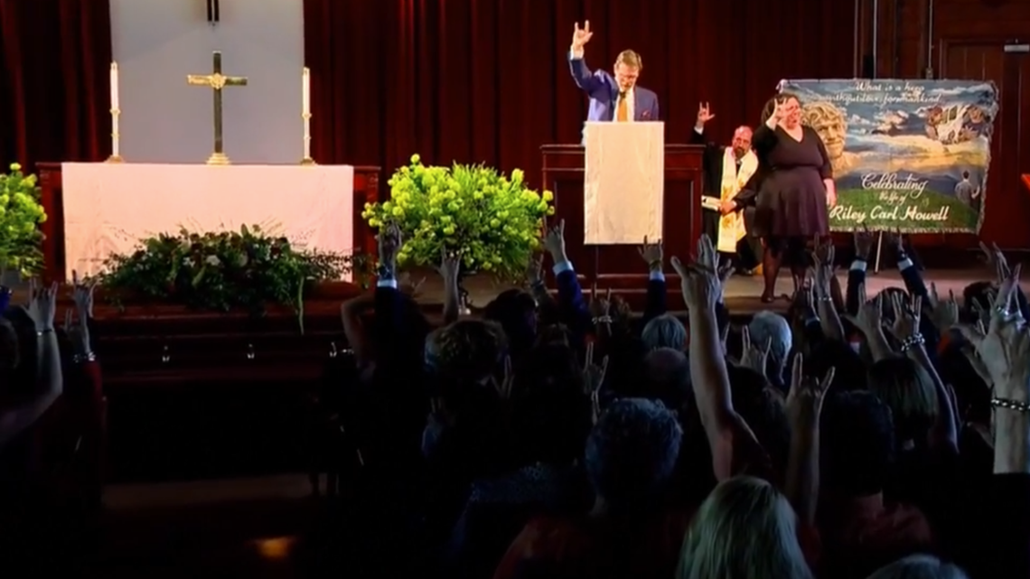 'When I first saw you, it was like the sun came out' | Loved ones ...