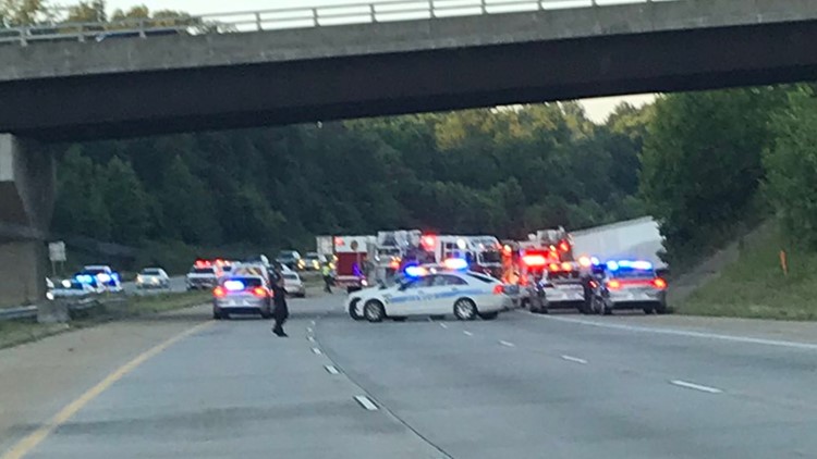 Medic: 4 killed, several others injured in crash on I-485 | wcnc.com