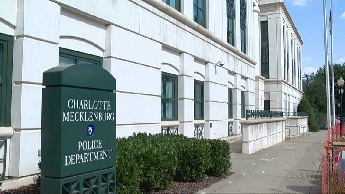 Charlotte police's command staff got sizable raises | wcnc.com