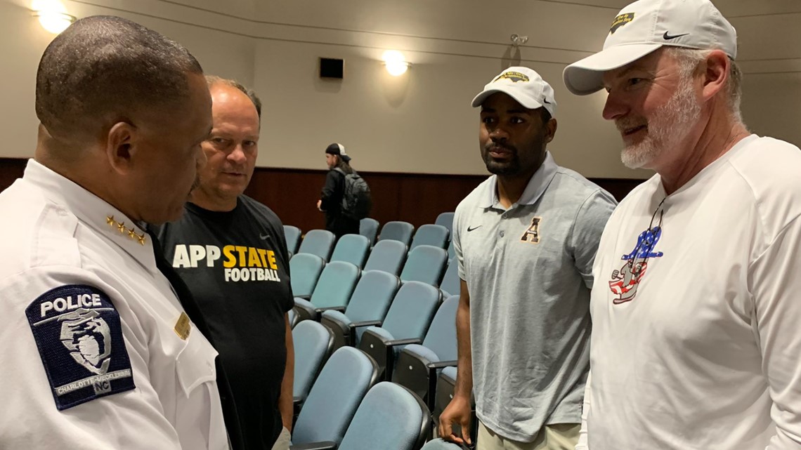 "Cops and Cleats" brings App State football, CMPD together | wcnc.com