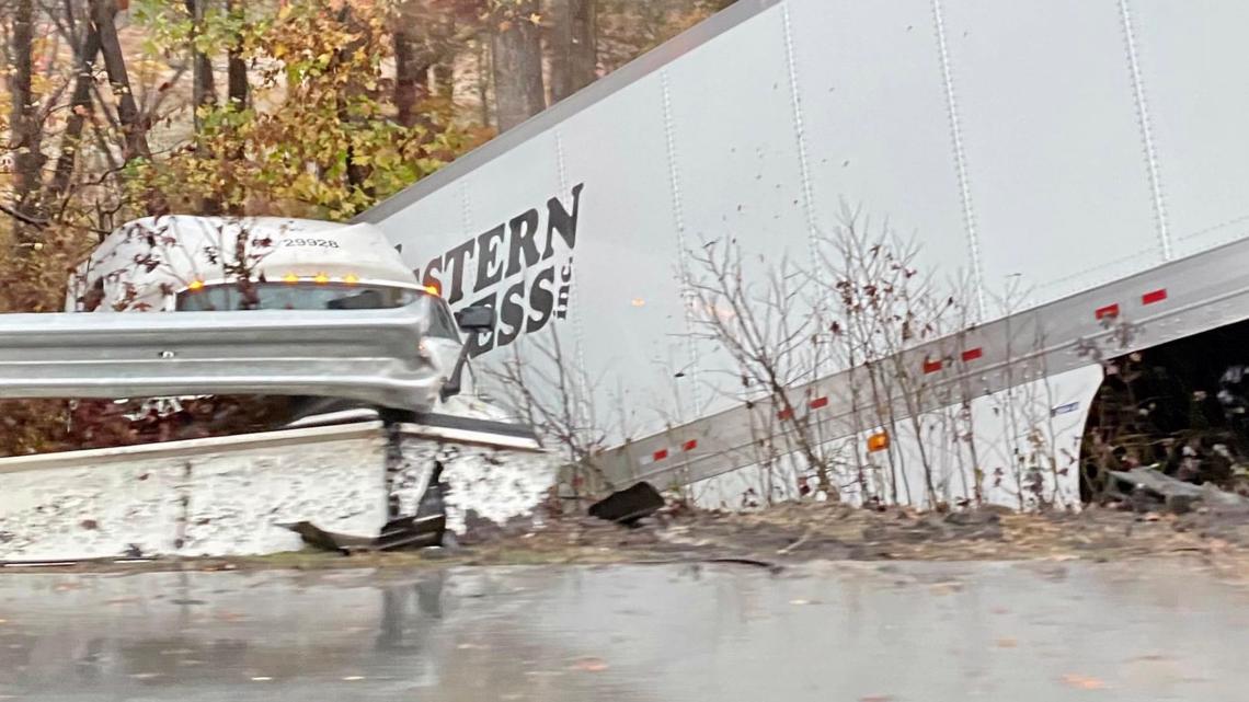 Heavy rains cause flash flooding, water rescues in western NC | wcnc.com