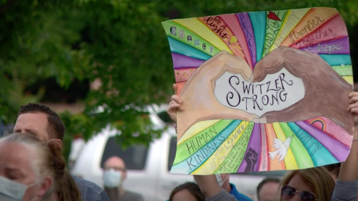 Rally held in support of Ardrey Kell Principal David Switzer | wcnc.com