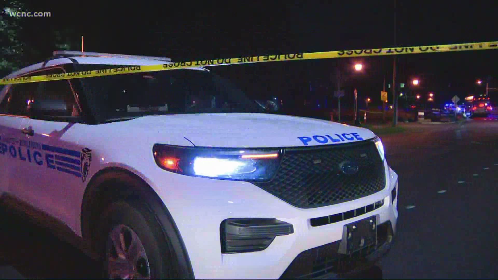 Two injured in Charlotte crash involving CATS bus | wcnc.com