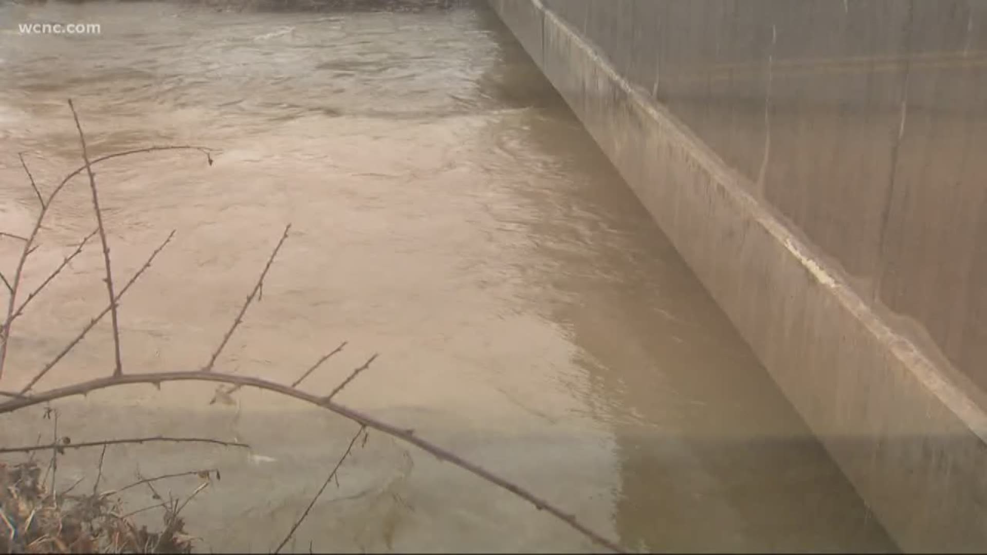 Heavy rains cause river and street flooding in mountains and foothills ...