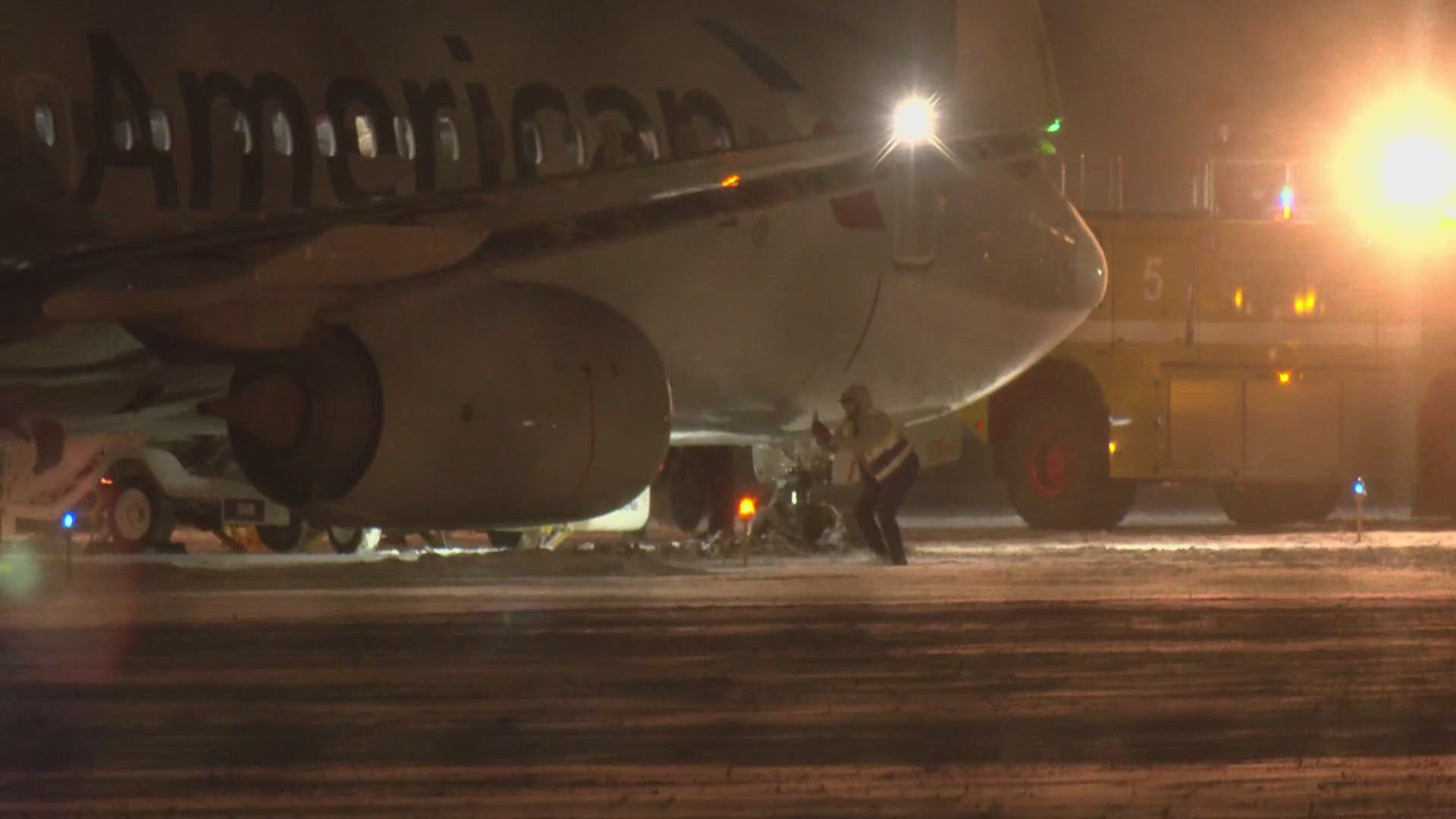 New York flight bound for Charlotte goes off the runway | wcnc.com