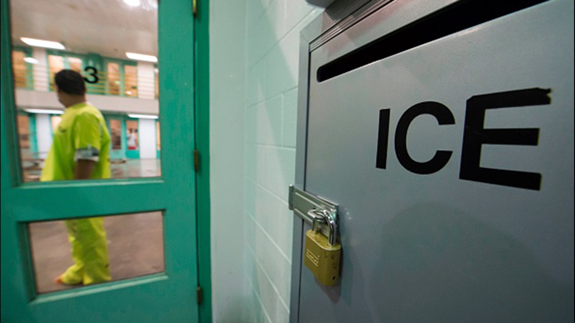 At least 40 people arrested during NC ICE raids | wcnc.com