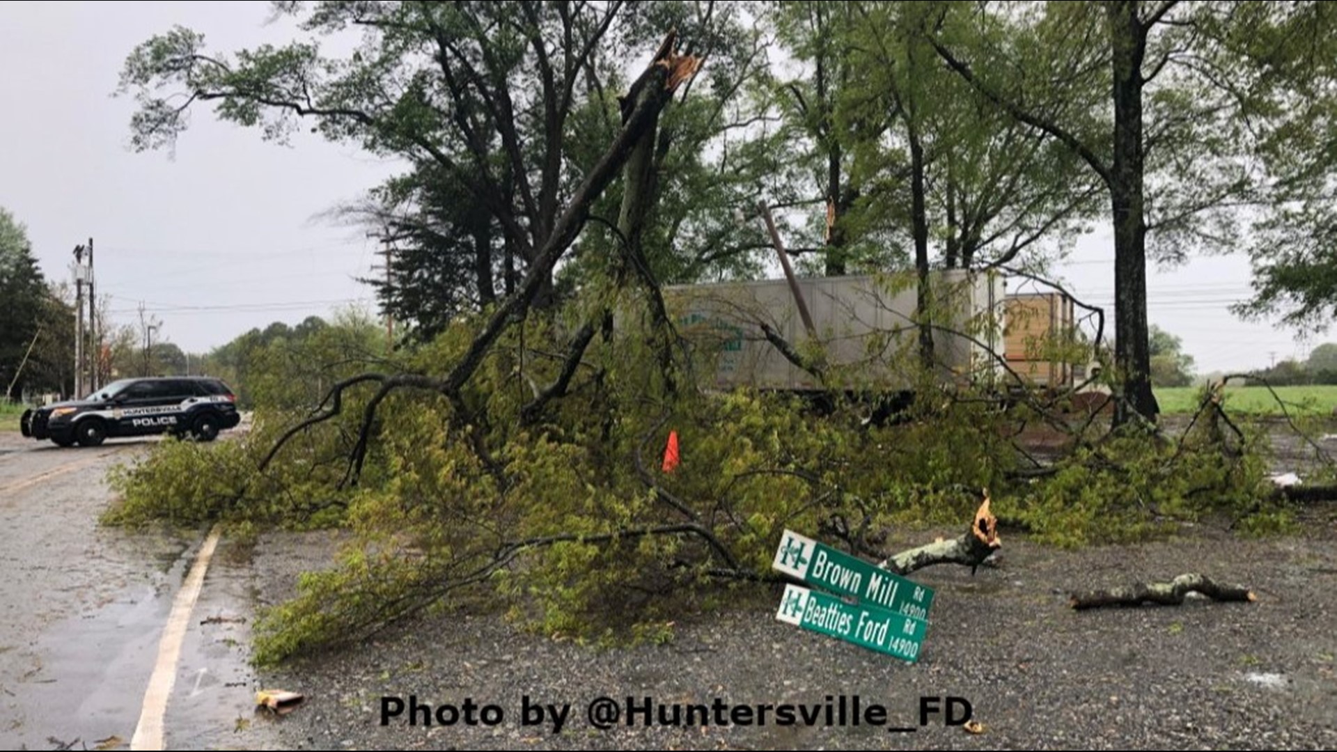Severe storms damage homes and buildings across the Carolinas | wcnc.com