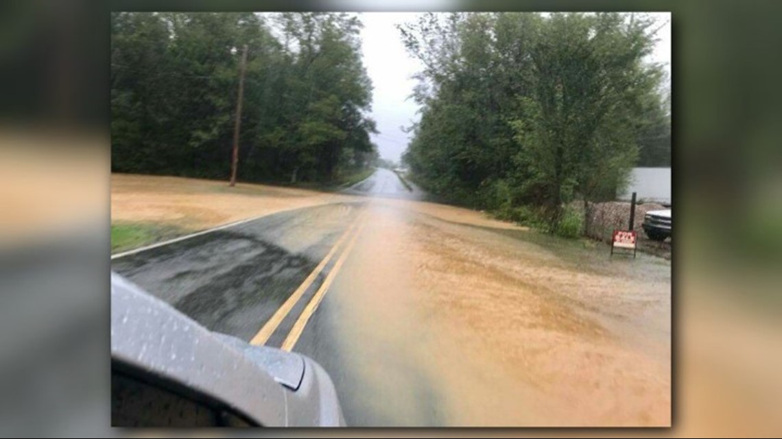 Trees downed across Charlotte area as worst of Florence moves in | wcnc.com