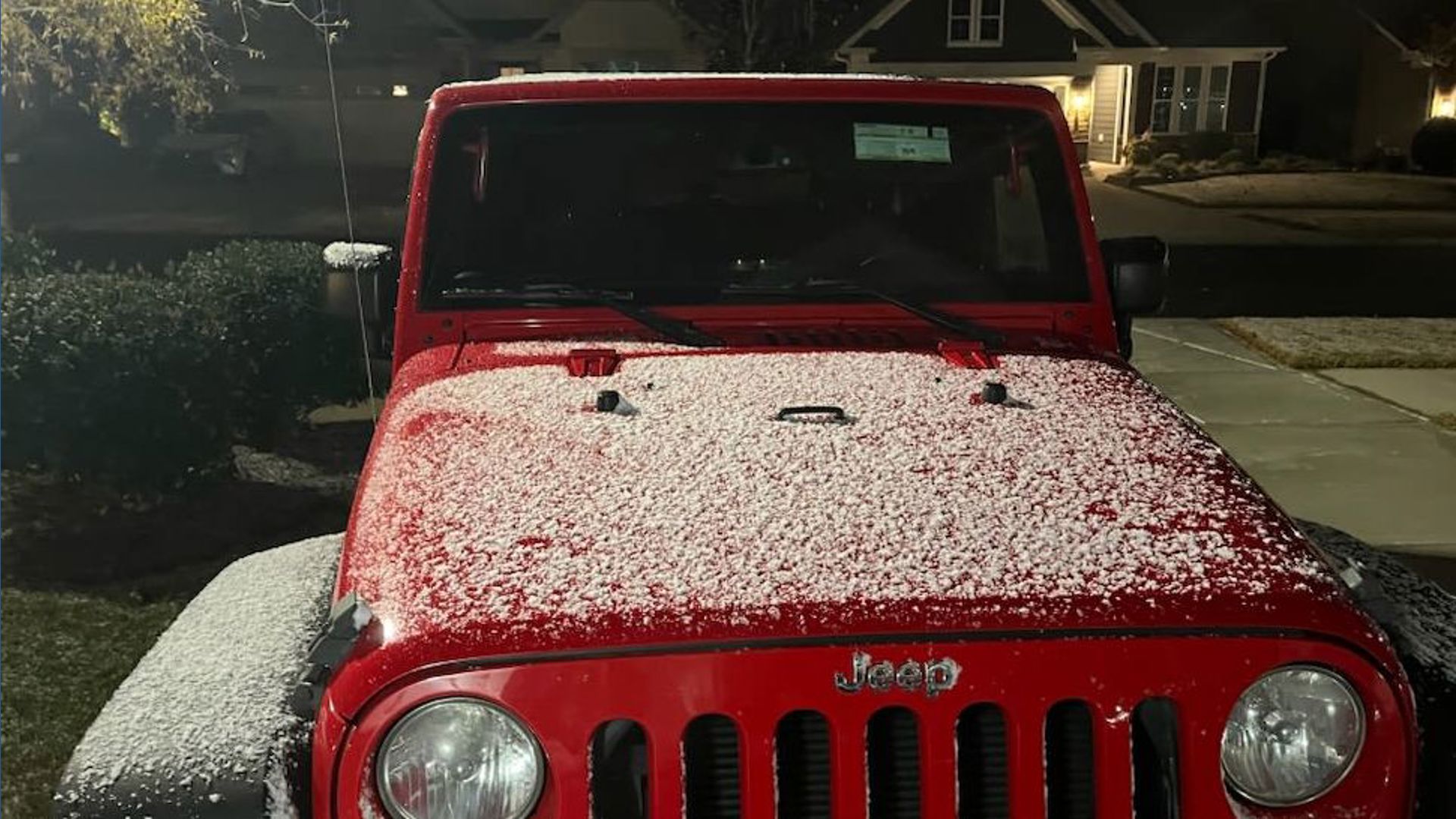 Snow flurries fall across Charlotte during November Arctic blast | wcnc.com