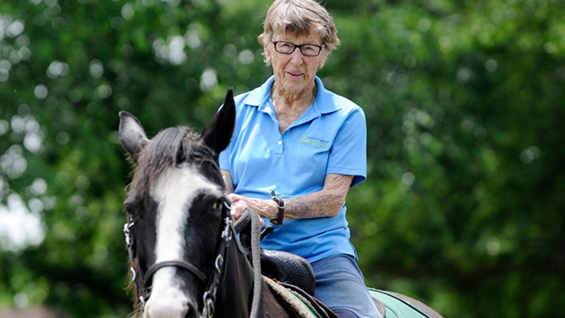 Anne Springs Close, founder of SC greenway, dies | wcnc.com