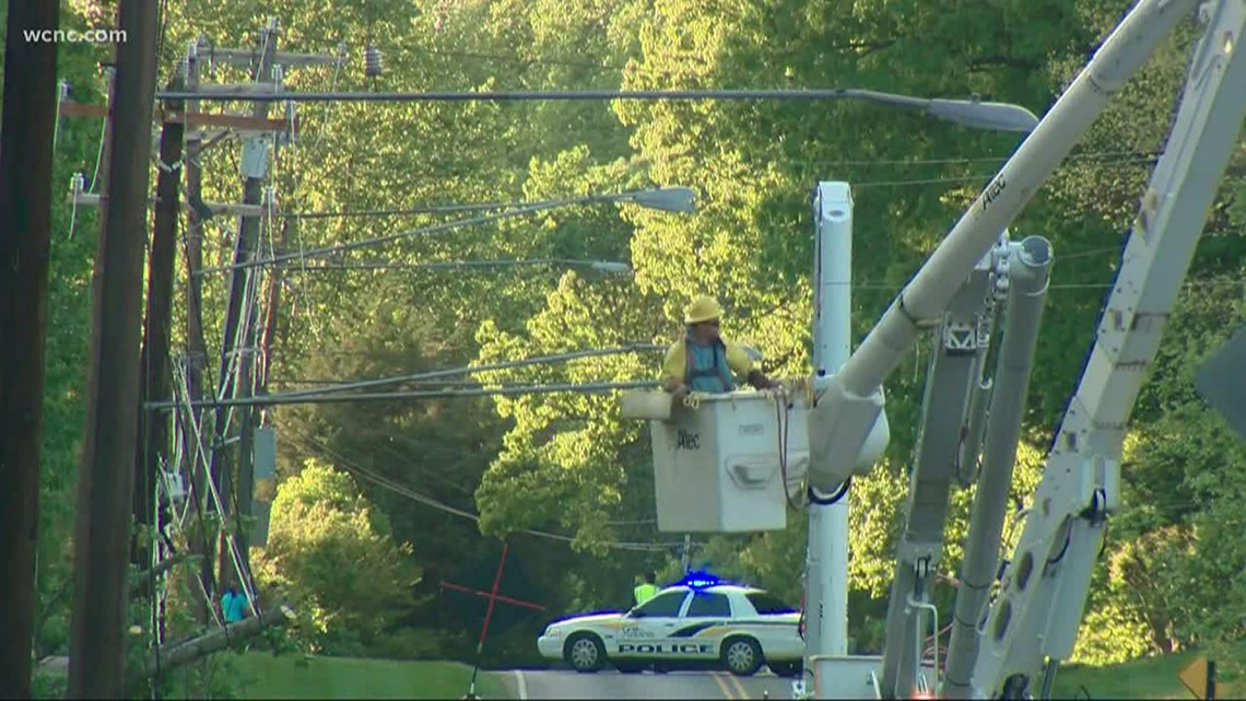 Power outages in Carolinas could last days, Duke Energy says | wcnc.com