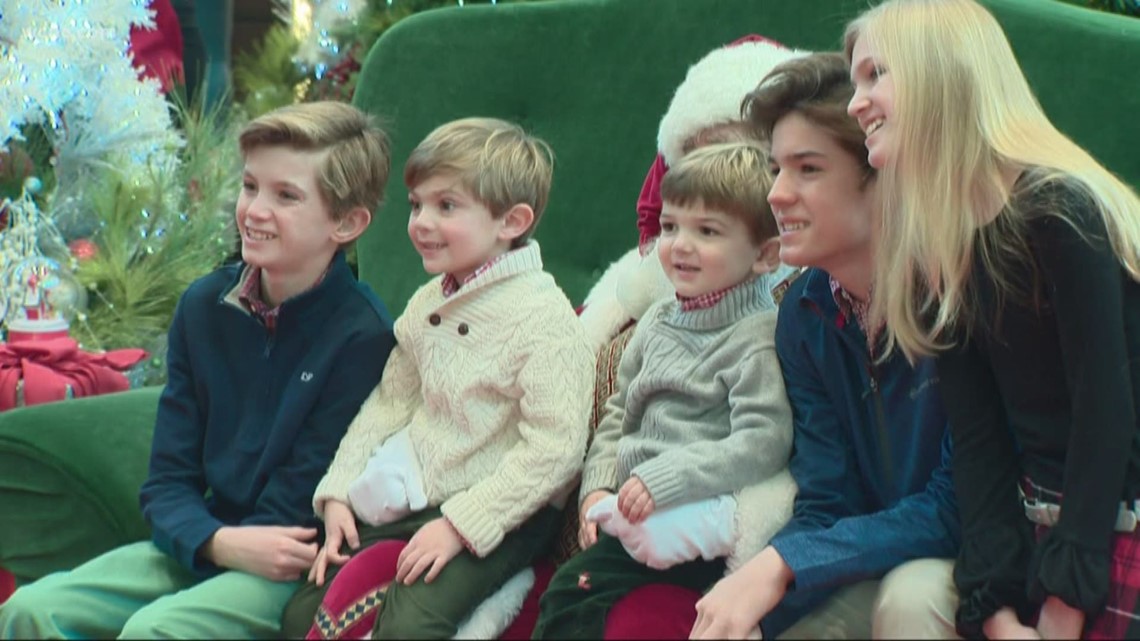 Snapping pics with Santa at SouthPark Mall | wcnc.com
