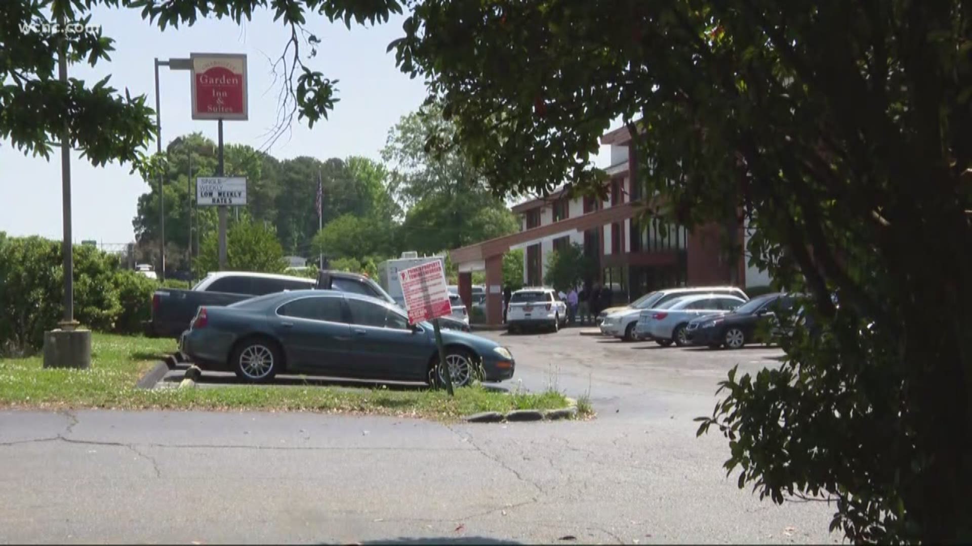 CMPD: No foul play suspected after man found dead in northeast Charlotte hotel | wcnc.com