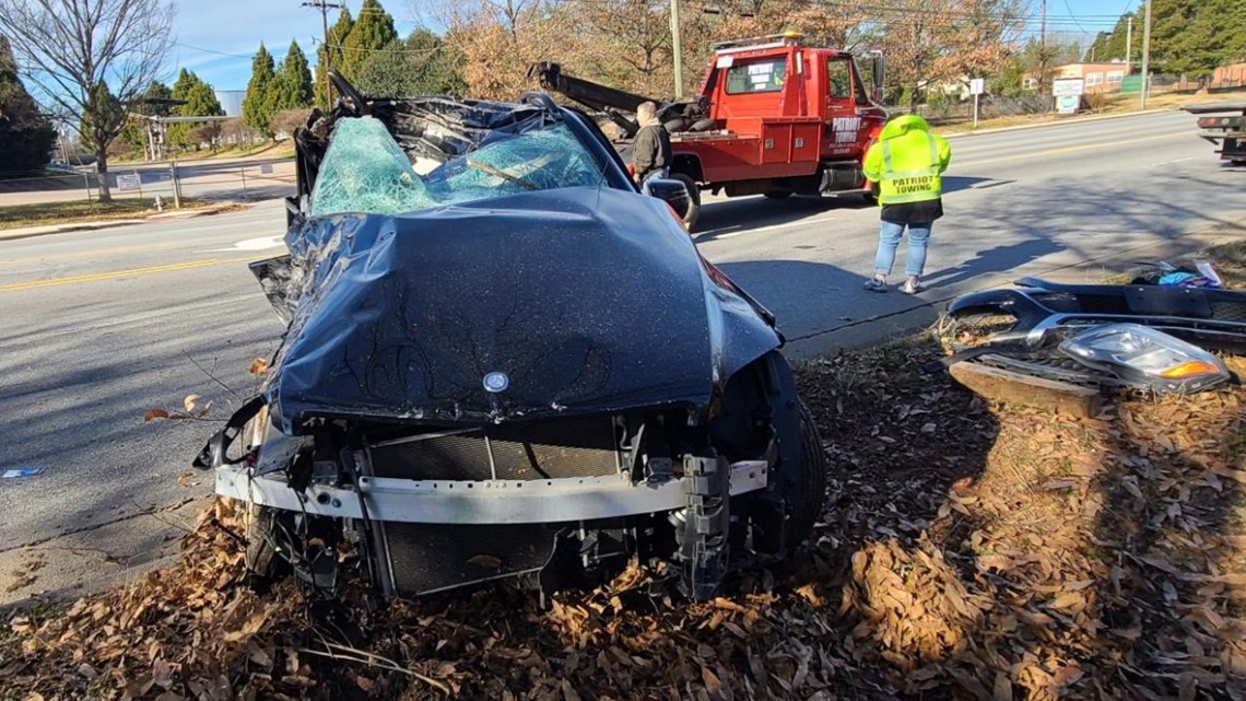 Teen killed, 3 others injured in Salisbury crash | wcnc.com