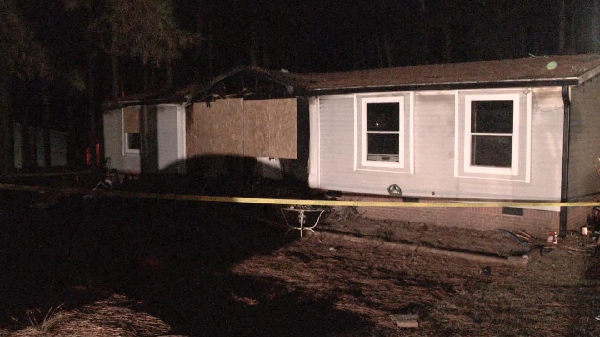 Statesville mother rescues three children from destructive house fire ...