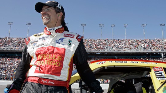 Kyle Petty discusses highs and lows of his life in new biography | wcnc.com