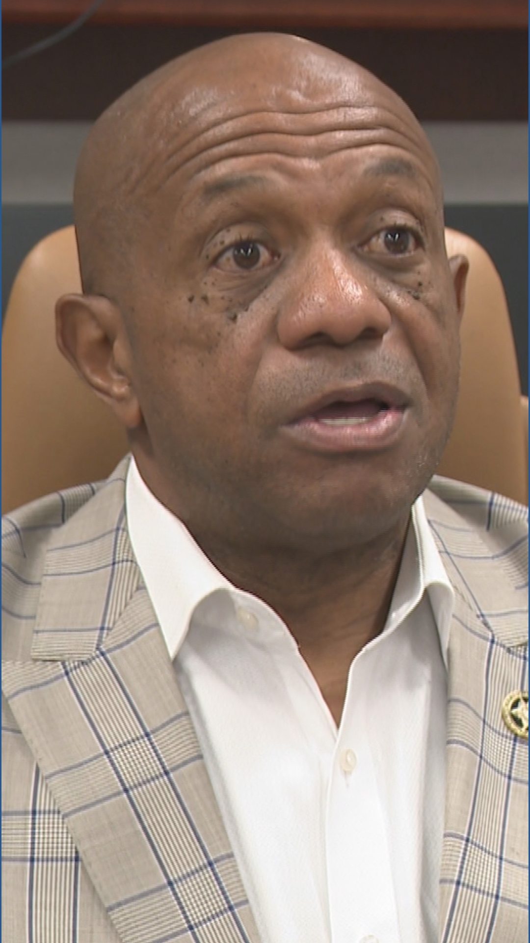 Meck County sheriff speaks out on light rail stabbing, mental health ...