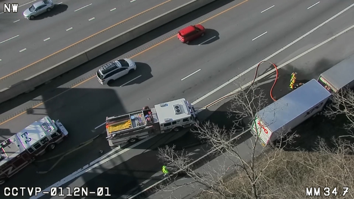 Fire and crash closes more lanes on I-77 | wcnc.com