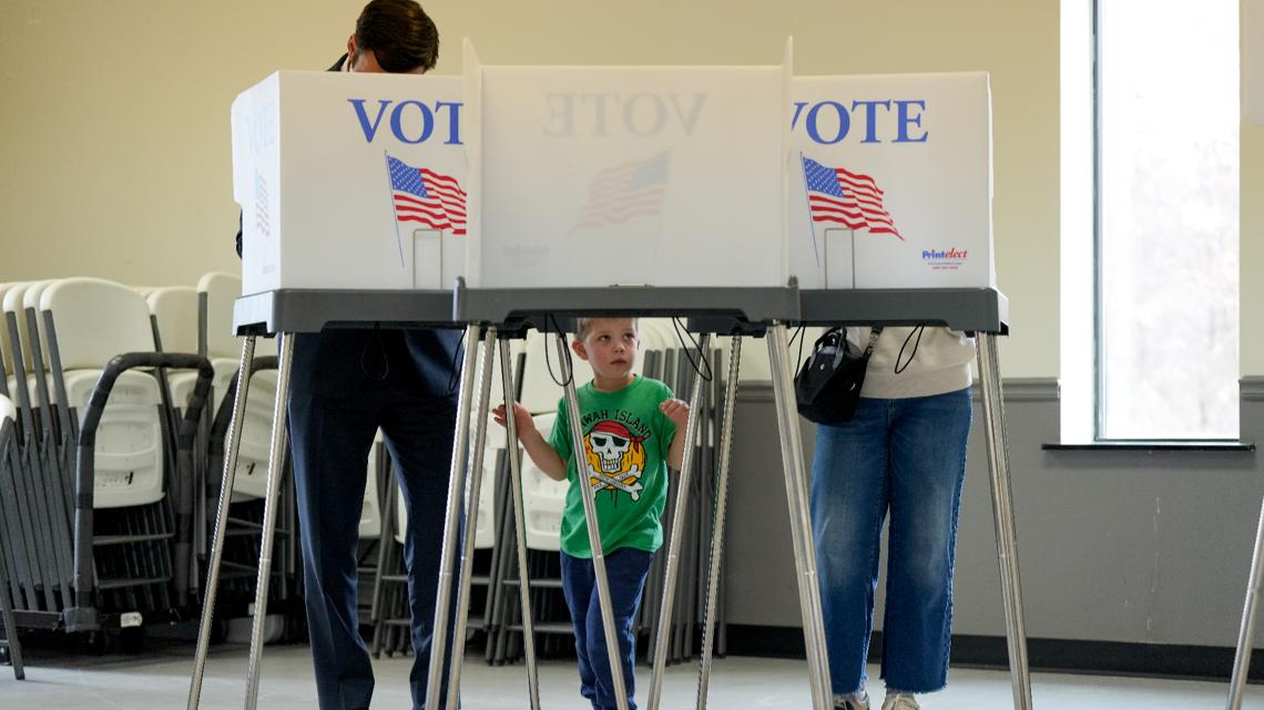 Voting extended 30 minutes in 2 North Carolina counties | wcnc.com