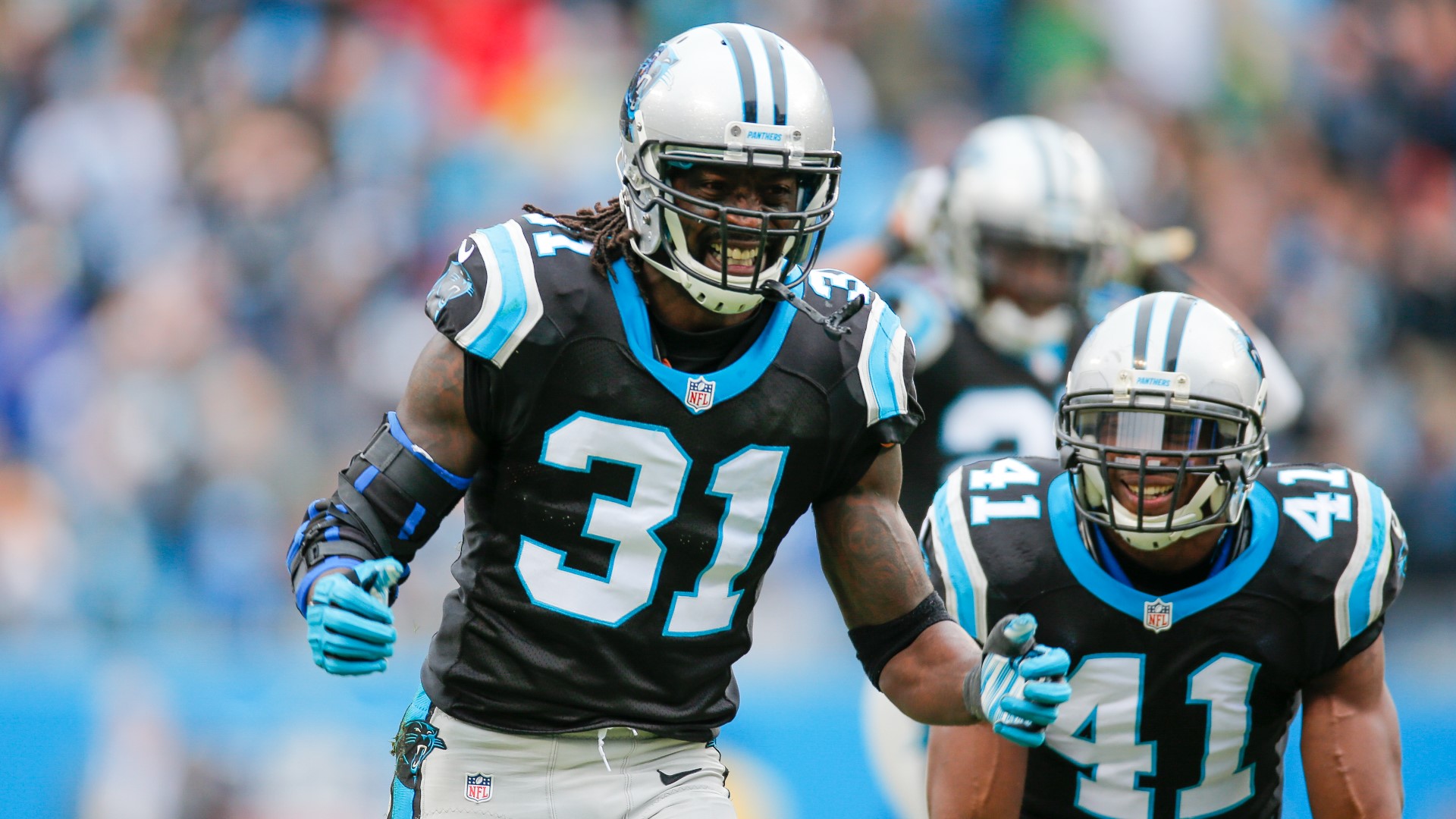 Panthers players nominated for Pro Football Hall of Fame | wcnc.com