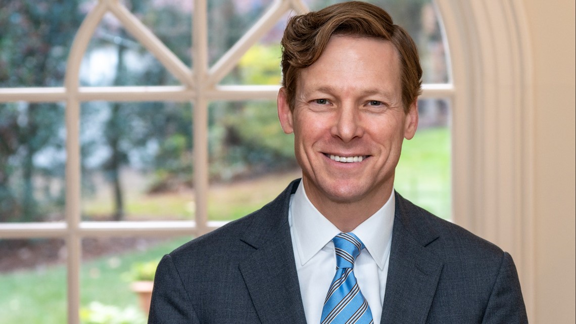 UNC-Chapel Hill names interim chancellor | wcnc.com