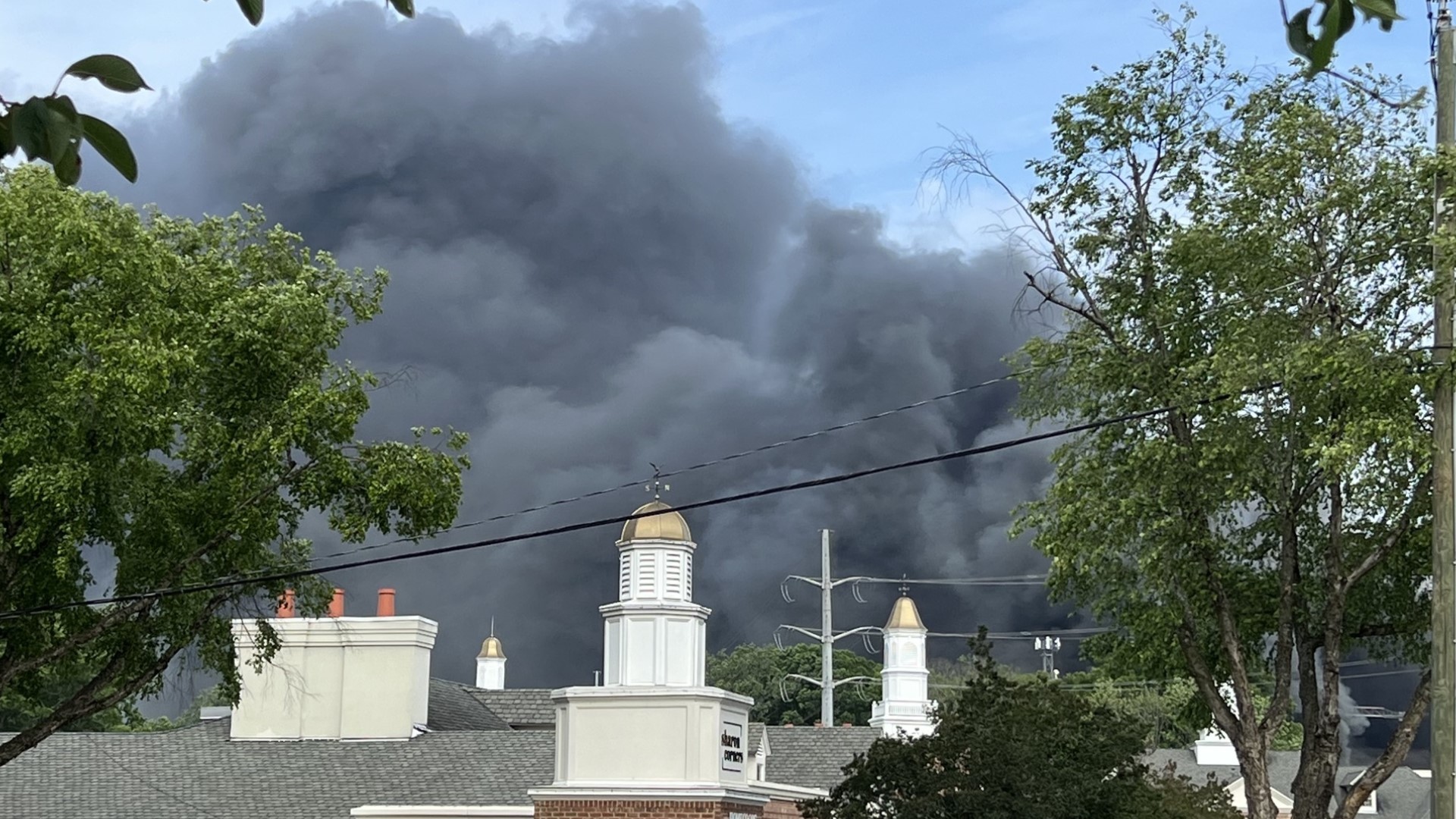 Massive fire in South Park area of Charlotte | wcnc.com