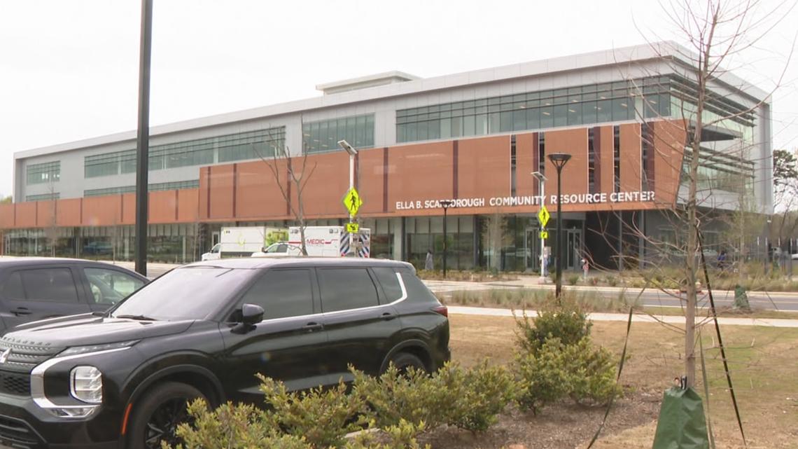 County leaders work to drive traffic to community resource center ...