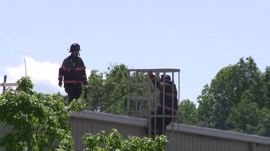 Multiple crews fight fire at warehouse in west Charlotte | wcnc.com