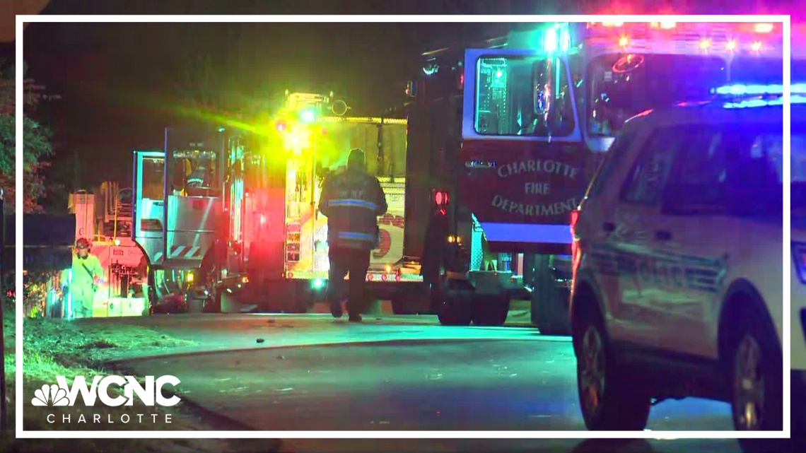 Charlotte Fire Department respond to south Charlotte house fire | wcnc.com