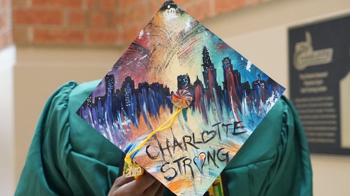 Several students decorate caps honoring UNC Charlotte shooting victims ...