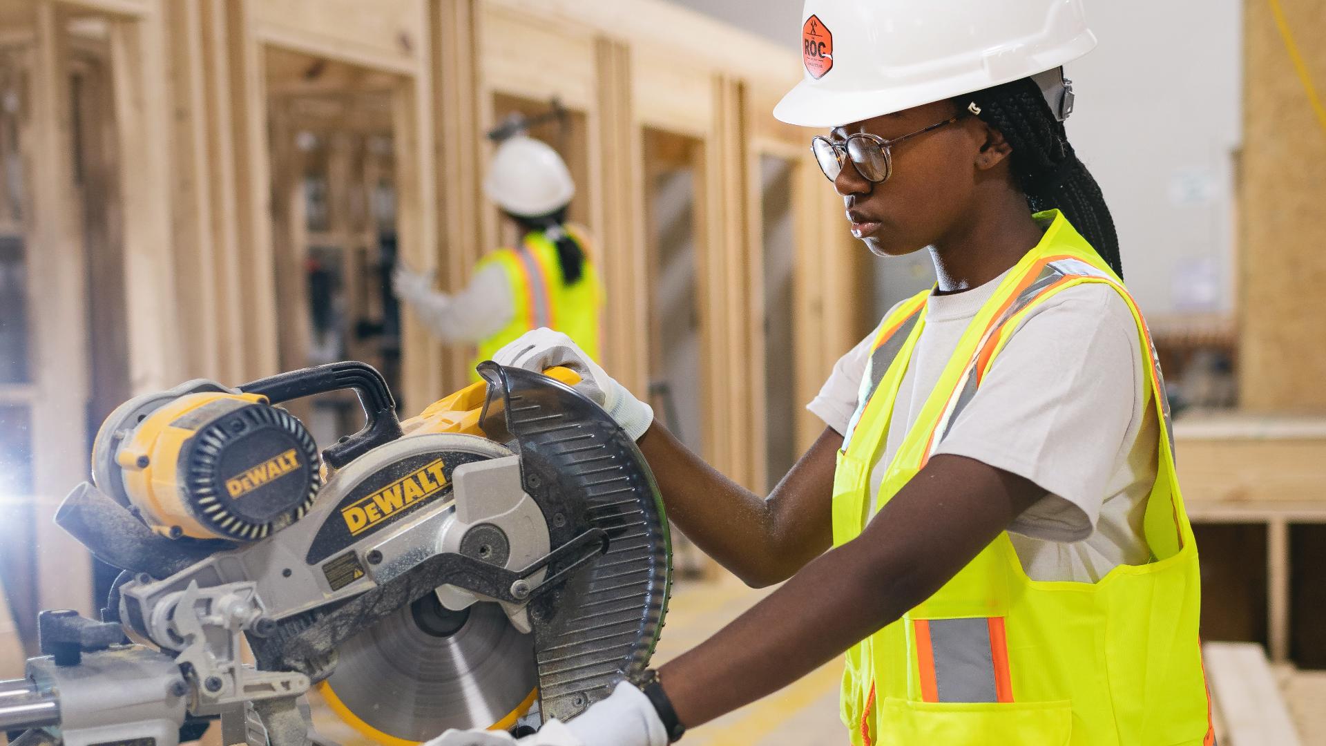 Monroe nonprofit helps first-generation college students | wcnc.com