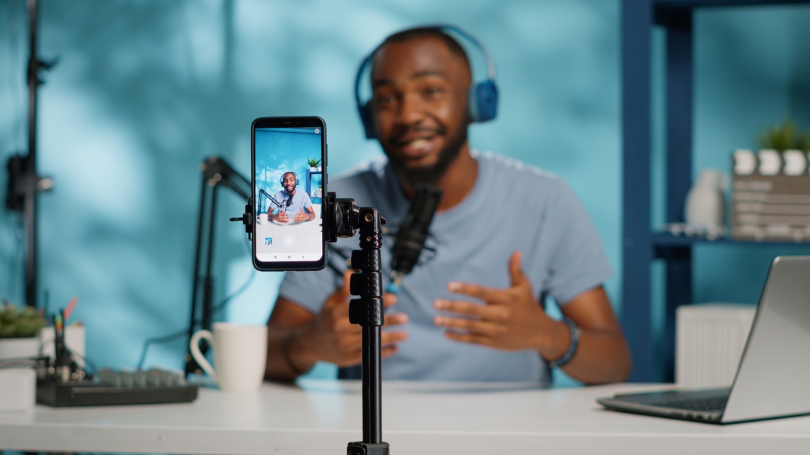 What rules do influencers face with political campaigns? | wcnc.com