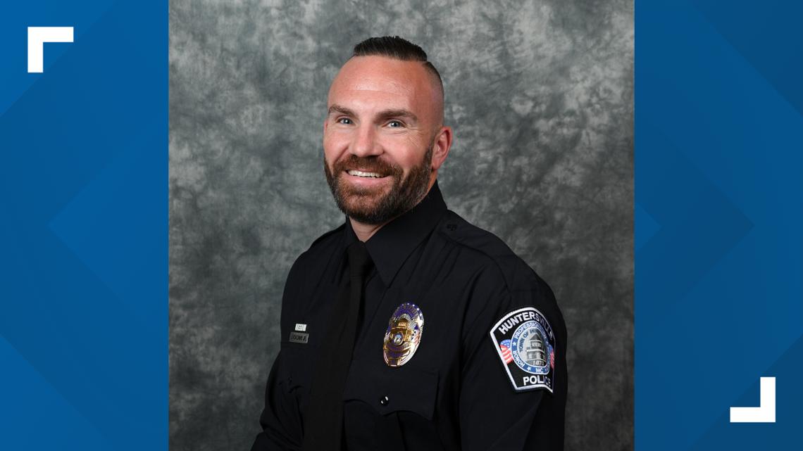 Huntersville police officer dies after battle with rare cancer | wcnc.com