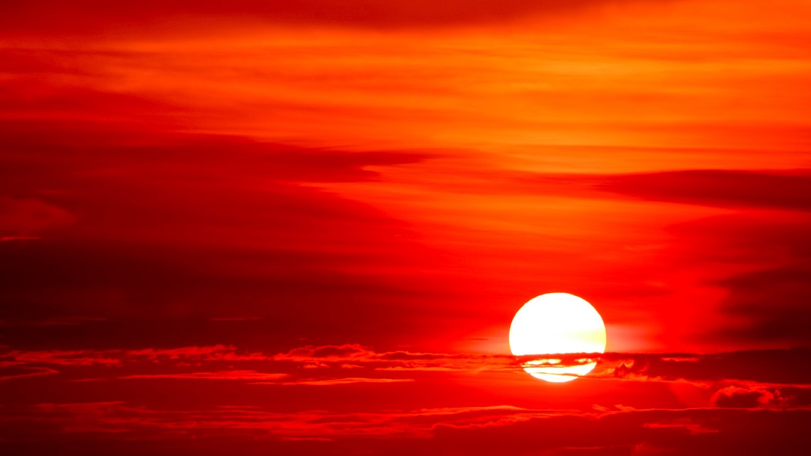 Red skies at night, sailors delight? Debunking weather folklore | wcnc.com