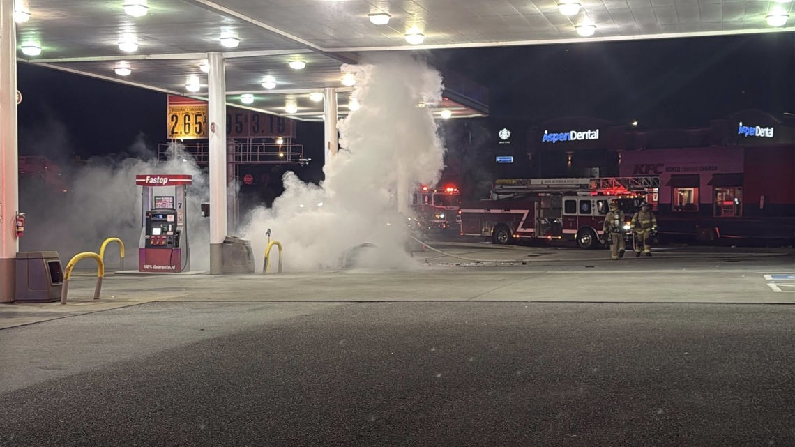 Small fire at Shelby gas station after car crashes into pumps | wcnc.com