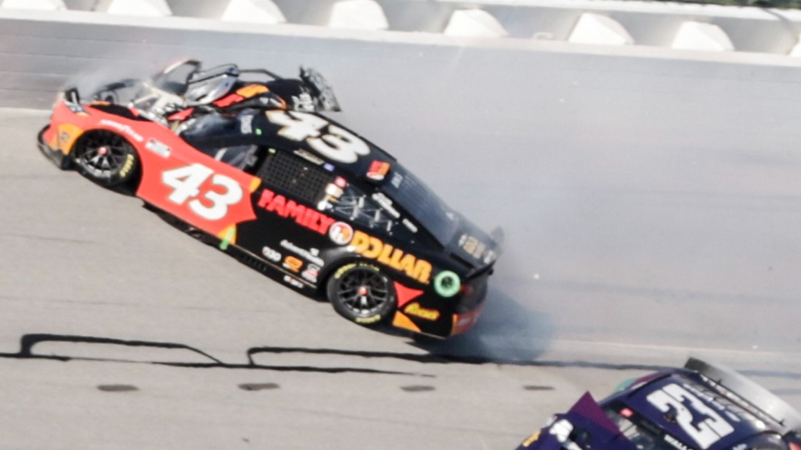 Erik Jones to miss Dover with fractured back from Talladega wreck ...