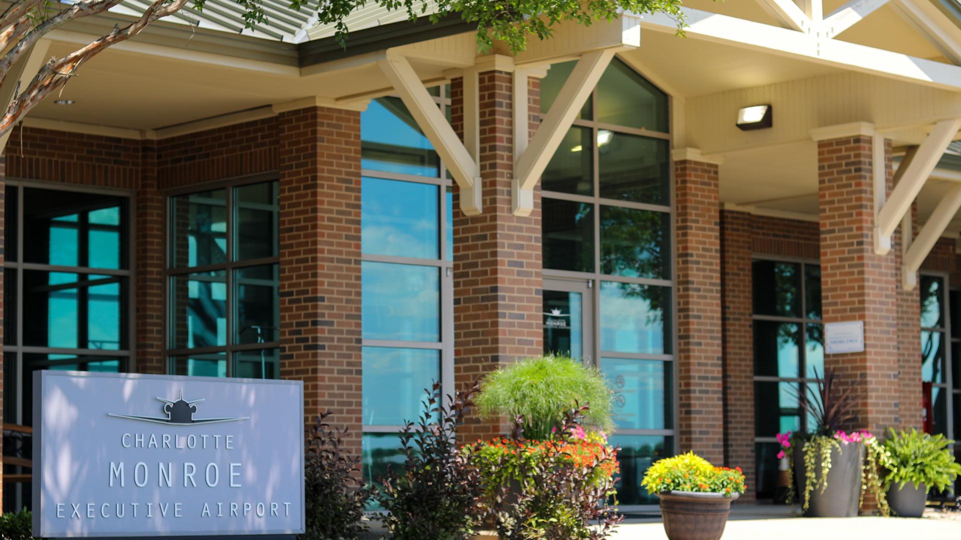 Charlotte-Monroe Airport set for federally-funded revamp | wcnc.com