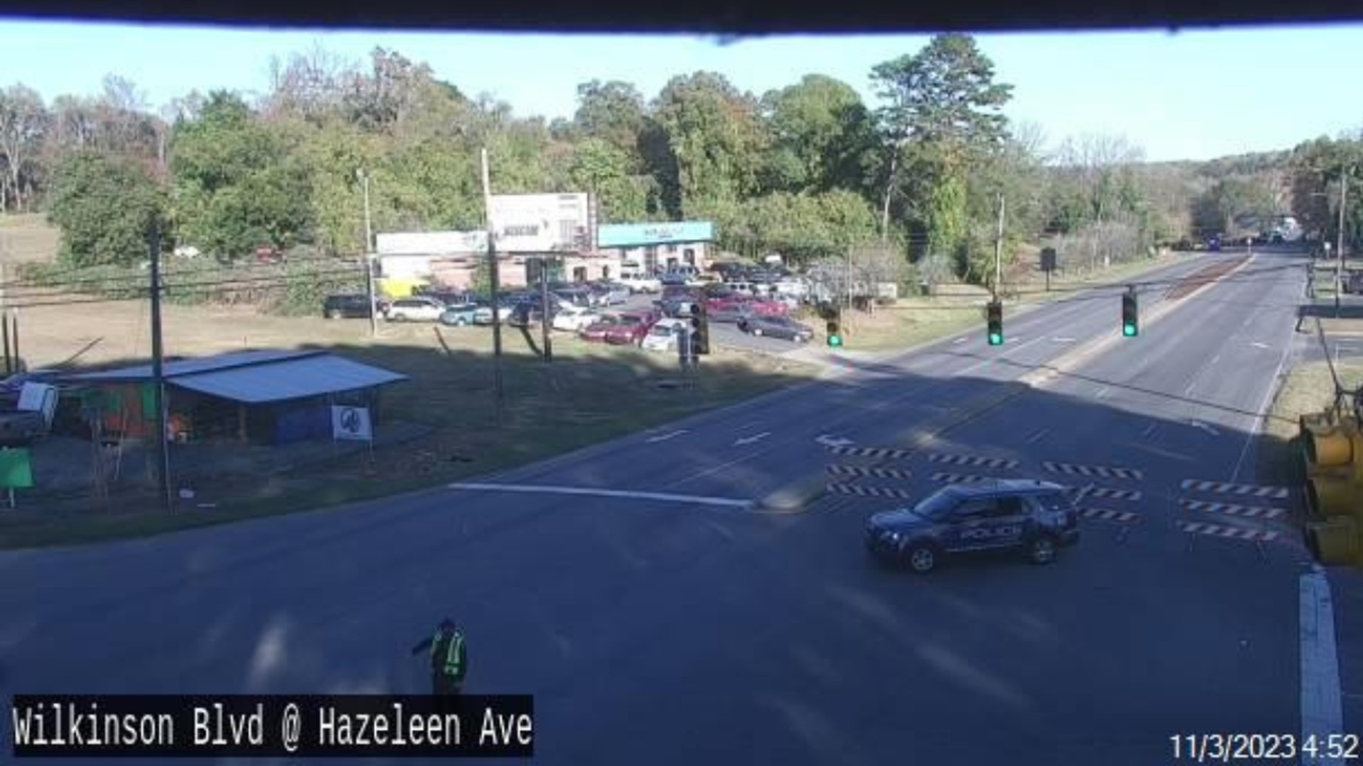 Wilkinson Blvd. closed due to crash | wcnc.com
