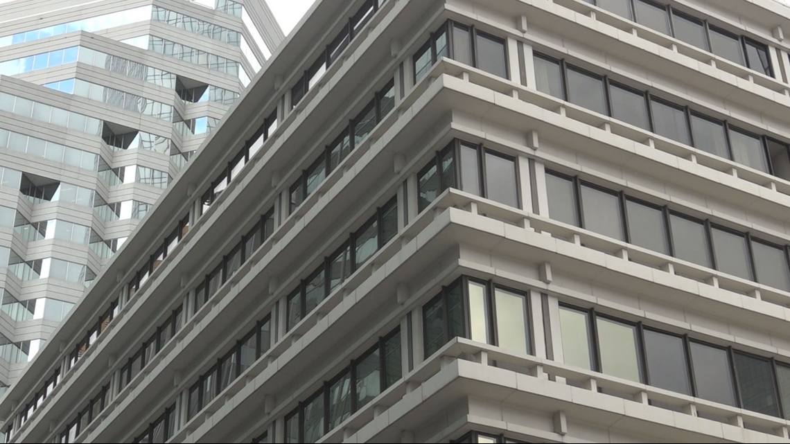 Security lapses reported at Uptown luxury condo building | wcnc.com