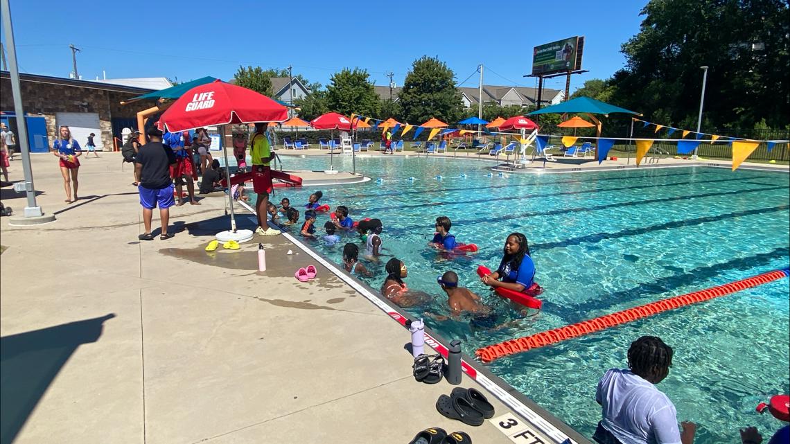 Mecklenburg County's free swim classes | wcnc.com